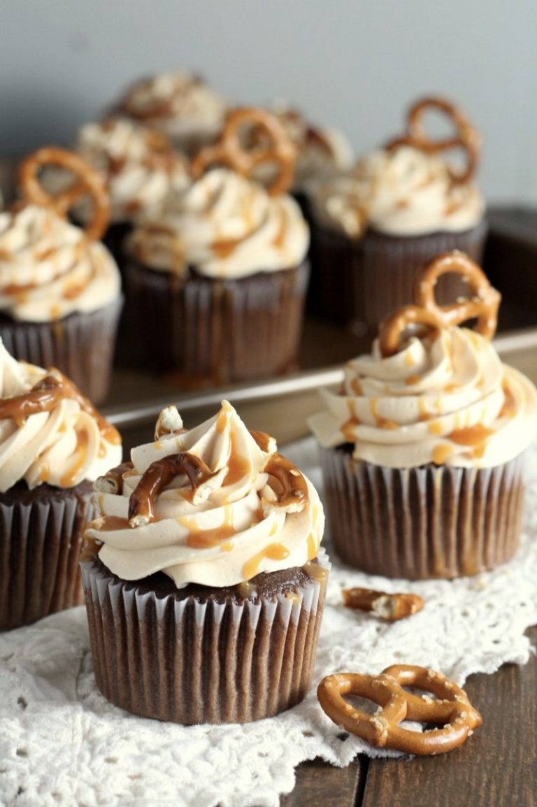 30 Best Fall Cupcakes Perfect for Any Occasion • Sarah Blooms