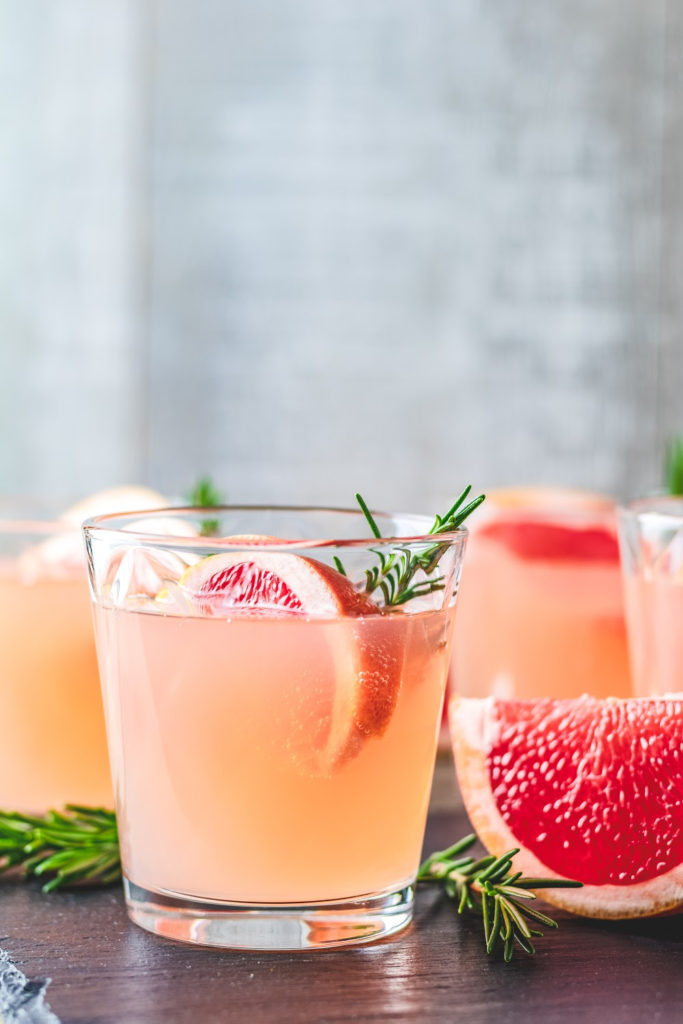 20 Best Diet-Friendly Fruity Cocktails You Need to Try This Summer ...